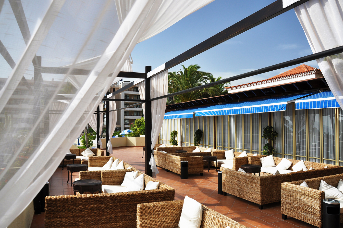 Al Fresco Dining: How to Jazz Up Your Restaurant's Patio - WholeStory