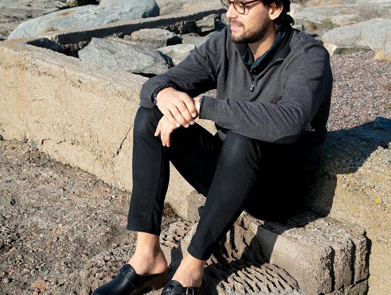 Men's Clogs: Keep Your Feet Happy All Day Every Day